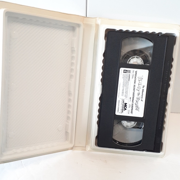 mca universal | Other | Vintage 994 Vhs Tape Adventures Of Timmy The ...